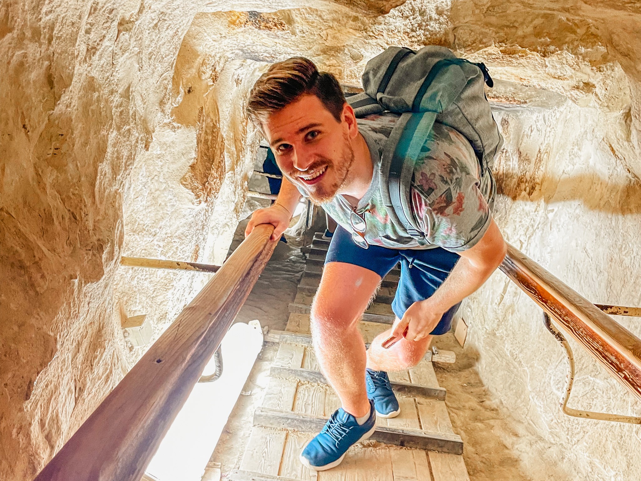 Visiting the Pyramids of Giza: A Guide to the Wonder of the Ancient World